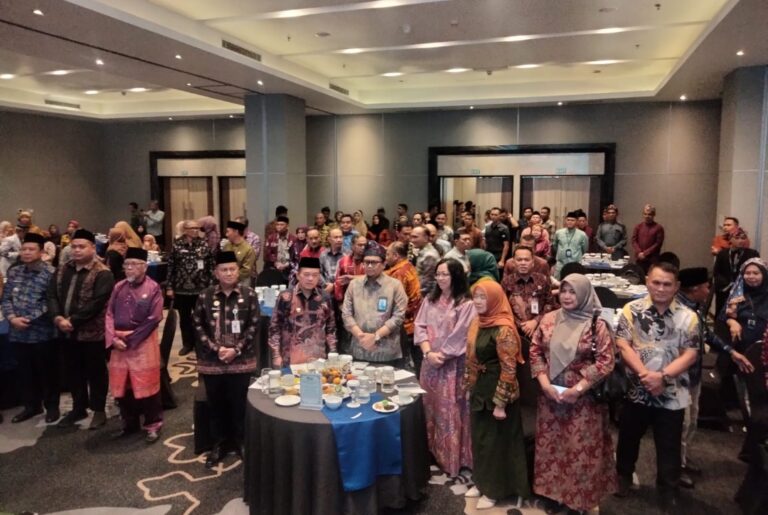 Gubernur Al Haris Dukung Program Kemendikdasmen, Wujudkan Pendidikan ...